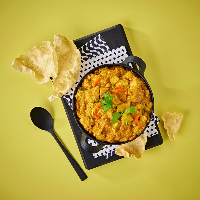 Durban Chicken Curry with authentic Indian flavours.- Delugo